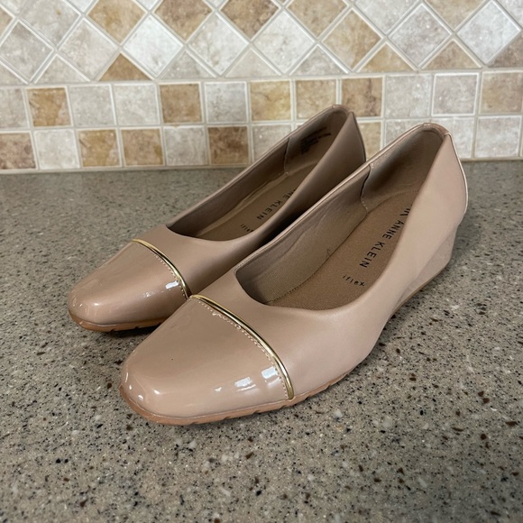 Anne Klein | Shoes | Anne Klein Womens Iflex Mildred Nude Wedge Heel ...